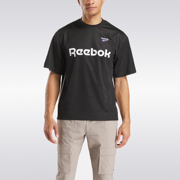Street Style – Reebok
